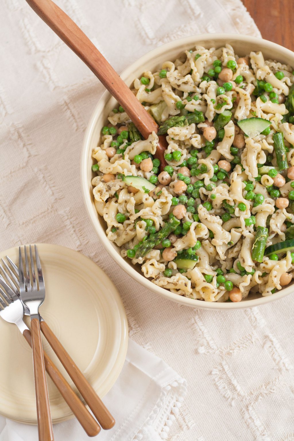 Spring Pesto Pasta Salad – Fiesta Blog